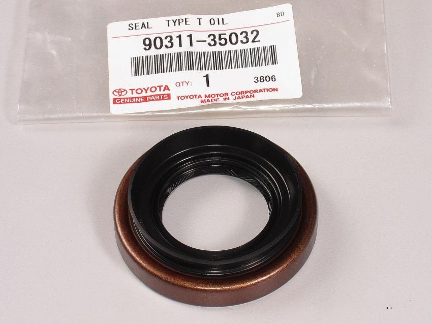 Toyota Rav 4 2000 - 2003 Oil Seal (For Rear Differential Side Gear ...