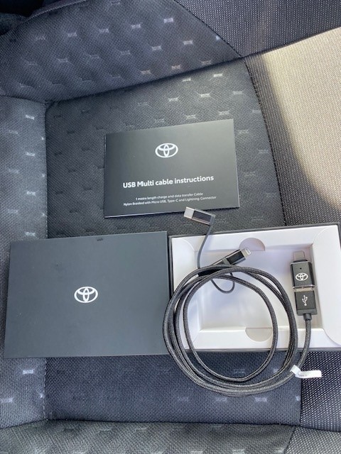 Toyota USB Multi Cable Set - Toyota Parts Direct